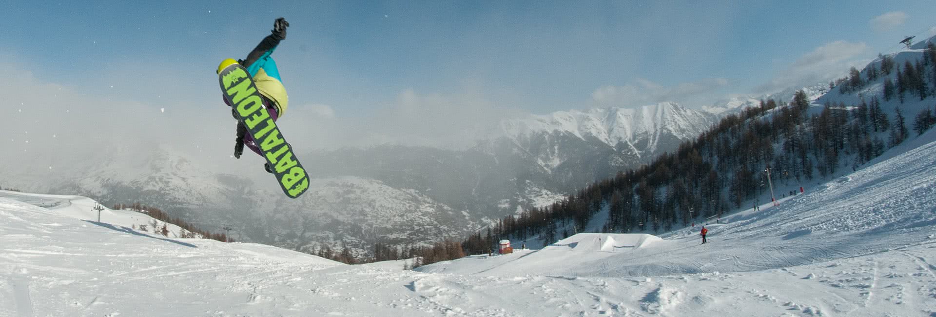 France’s Best Snowboarding Resorts in 2025 & 2026 | SNO